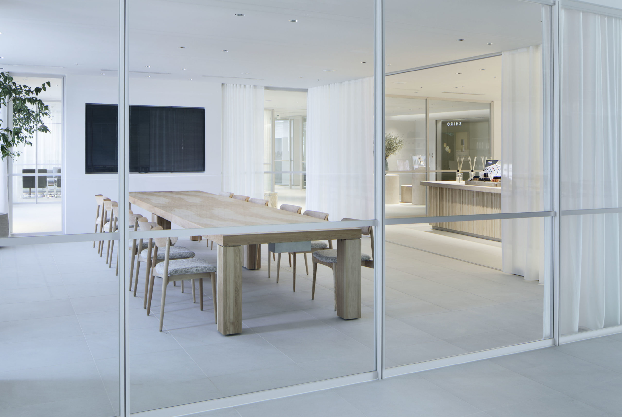 SHIRO TOKYO OFFICE 2023/2 – DRAWERS